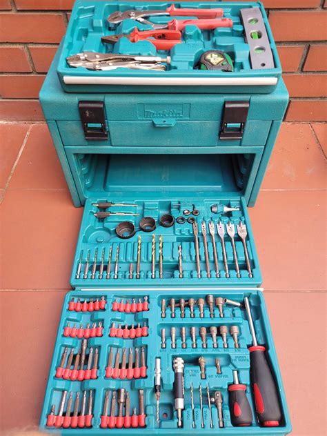 Makita wkretarka wiertarka 6271d w walizce+zestaw 116 elementów Ożarów ...