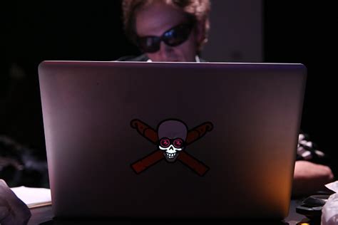 How to hack tutorial video released by hacker targeting police | IBTimes UK