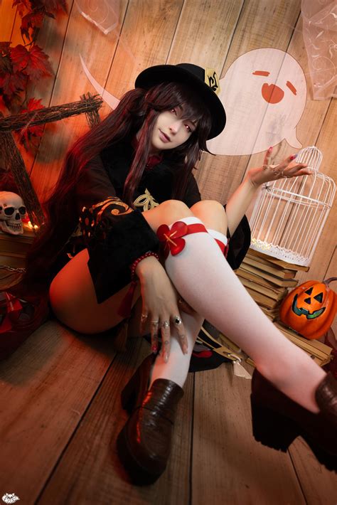 Just wanted to share my Hu Tao cosplay with you guys :3 : r/HuTao_Mains