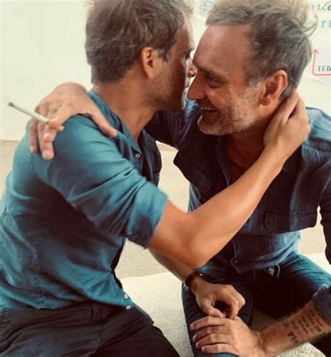 Augustin Trapenard amoureux : photo pleine d'amour avec son charmant ...