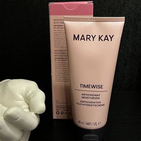 Антиоксидантный увлажняющий крем для лица Mary Kay TimeWise для ...