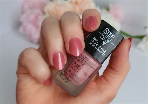 Очень стойкие лечебные лаки для ногтей Step in Style Color Nail ...