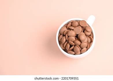 2+ Hundred White Chocolate Callets Royalty-Free Images, Stock Photos ...