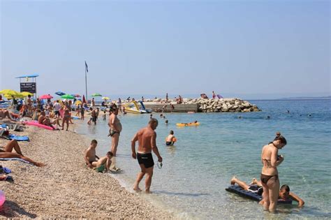 BASKA VODA BEACH - Croatia Gems