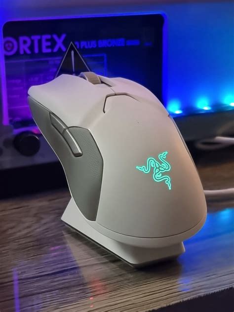 Razer viper ultimate mercury edition, Computers & Tech, Parts ...
