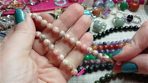 Обсидіан, аметист, сердолік, аргентинський родохрозит, змієвик, смарагд ...