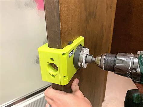 How To Replace An Old Door Knob With The Wrong Size Hole (Picture ...