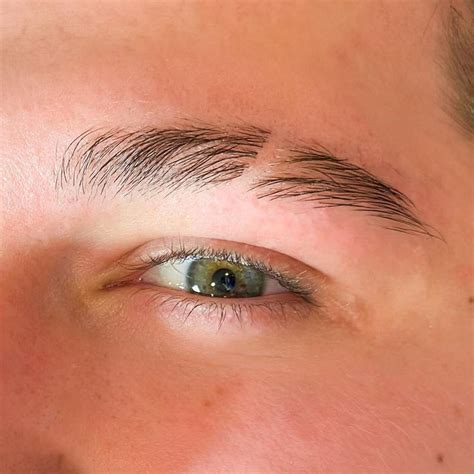 Eyebrow Slit: A Look Back on Trend & How to DIY It