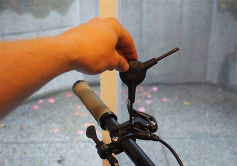 2018 Magura MT Trail Sport : Bleed How To & First Impressions