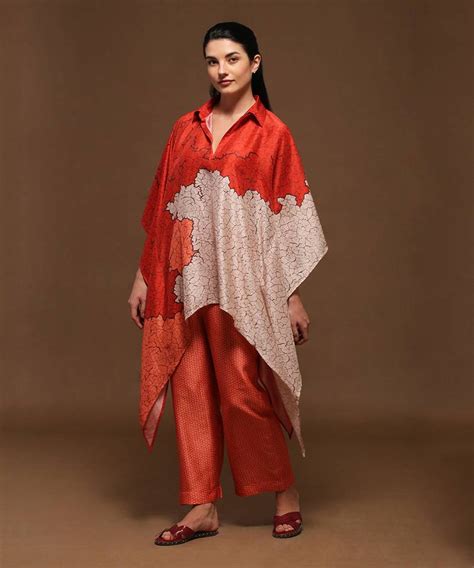 Kaftans Dresses - Buy Luxury Designer Kaftans for Women | Mirraw Luxe