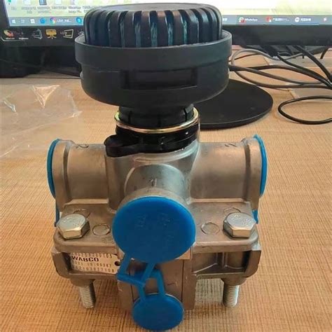 Подлинные запчасти для грузовиков Тормоз Wabco Relay Valve Relay ...