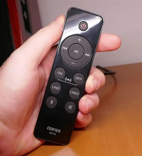 Edifier R1700BT/BTs – обзор мультимедийных колонок