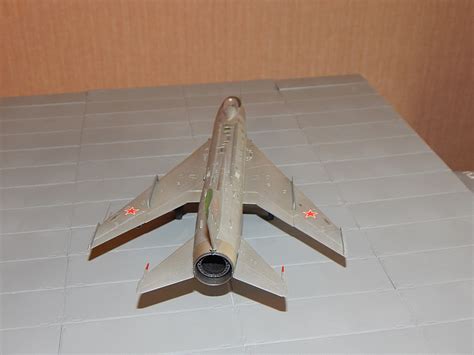 Су-7БМ — Каропка.ру — стендовые модели, военная миниатюра