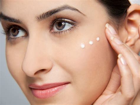 Contorno occhi e abbronzatura: come eliminare le occhiaie scure - The ...