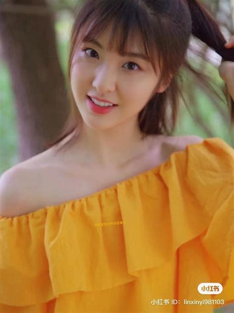 Ghim của Tú Cẩm trên Lin Xin Yi - ( Lâm Hân Nghi )