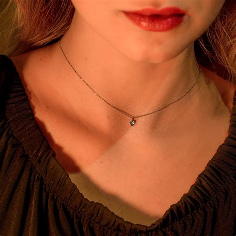 Спечелете нежно колие - Диамант обвит в 14k. Злато