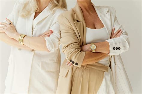 Classic Meets Innovation: Discover the Latest Watch Trends - FASHION PORTER