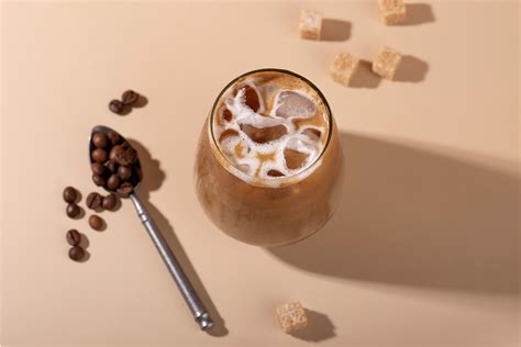 Миндальный кофе: рецепты кофе с миндалем и миндальным молоком