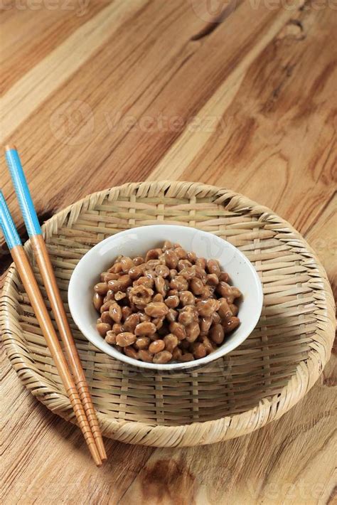 Natto, Japanese Stinky Fermented Soybean on Ceramic Bowl 14626860 Stock ...