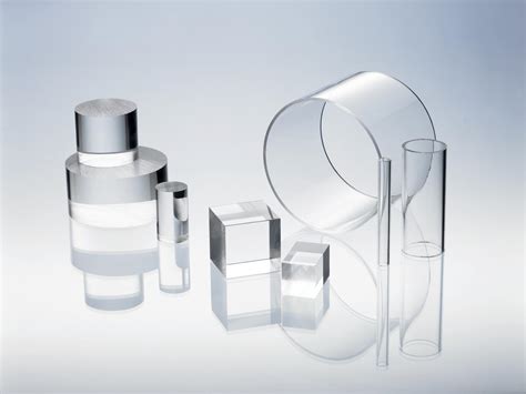 PLEXIGLAS®