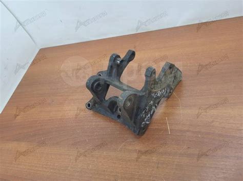 Купить Кронштейн генератора Peugeot 406 1995-1999 [5706E6] в Краснодаре ...