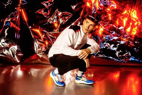 Reebok Classic Leather Legacy - модель кроссовок Рибок, коллекция с ...