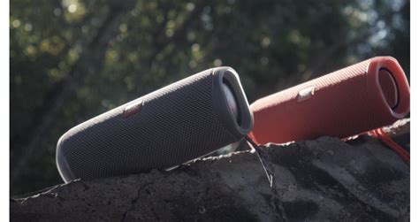 Обзор JBL Flip 5 и сравнение с JBL Flip 4 Портатив. Блог.