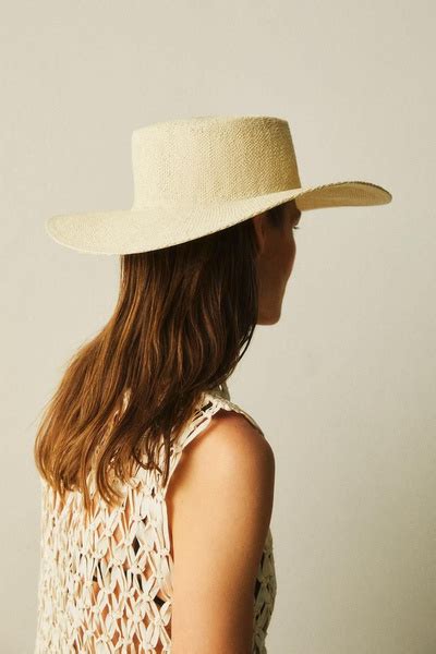 Кепка Zara - купить с доставкой по выгодным ценам в интернет-магазине ...