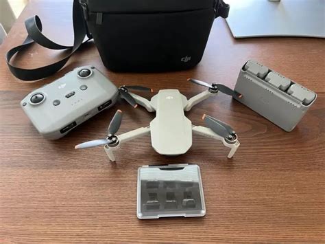 19 Best DJI Mini 2 Accessories [year] (The Ultimate Guide)