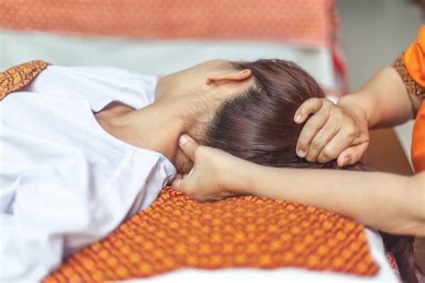 What Is Shiatsu Massage? 8 Things You Didn't Know - Treatwiser