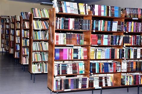 Градската библиотека в Свищов обяви кампанията „Книга купи ...