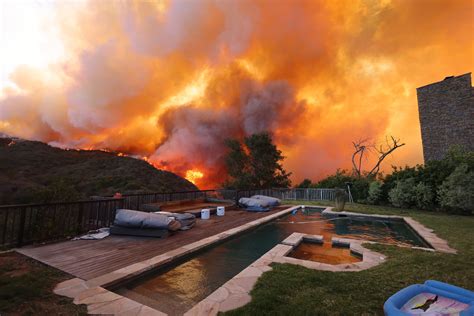 Palisades Fire: Is the Danger Finally Over? The Latest Containment Updates