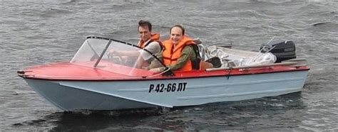 - Фото лодки ДНЕПР -- Форум водномоторников.