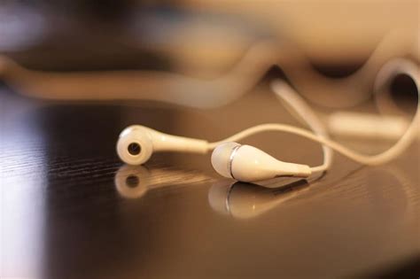 earphone, music, lifestyle, listen, listening, headphones, sound ...