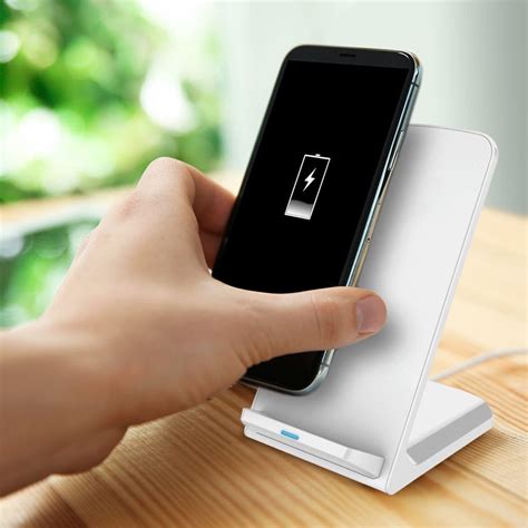 Effortless Charging: Adreama White Fast Wireless Charging Stand