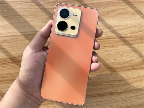 vivo V25e Unboxing and First Impression