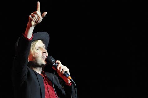 BECK - Человек находит друга - Звуки.Ру
