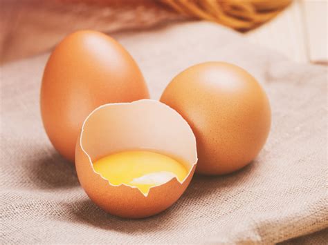 🥚Желтки использовали, а что делать с белками? Делимся идеями рецептов ...