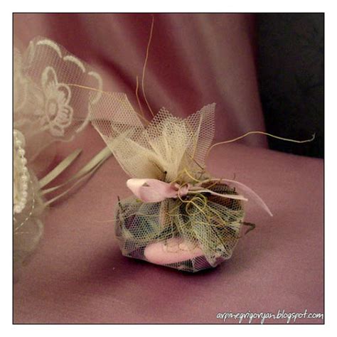 whatever you are, be a good one: [Armenian wedding traditions] Tarosiks