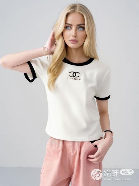 Футболка Женский Chanel белый Короткий, размер 48 Хлопок Орнамент ...