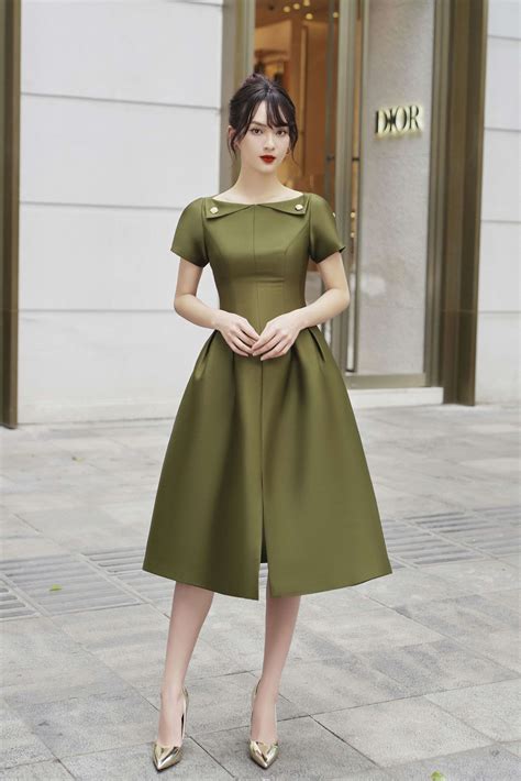 Helen Dress – Dress Essential
