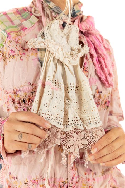 Magnolia Pearl JABOT 109-MOON-OS – Nikko Blu Boutique