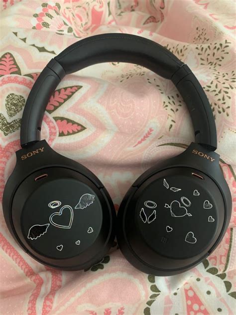 Sony wh-1000 xm4 | Headphone decoration, Cute headphones, Black headphones