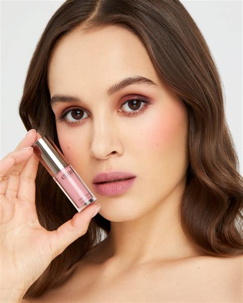 One Touch Liquid Blush – ELIAN RUSSIA