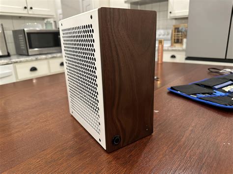 Densium 4 v2 build : r/sffpc
