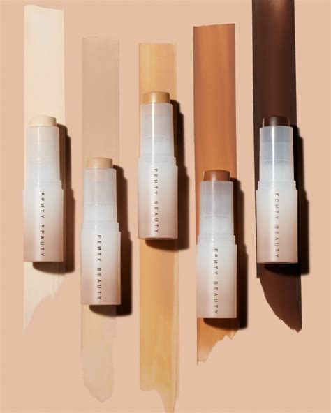 Fenty Beauty puder u stiku zaludio je beauty zajednicu | BURO.