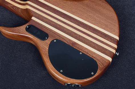 Kaysen Maple 5 Strings베이스 기타, Bossgoo.com의 고품질 Kaysen Maple 5 Strings베이스 기타
