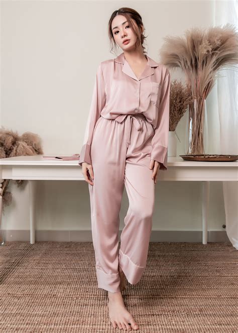 Clair de Lune Nightwear Set in Pink • DREAMSCAPED