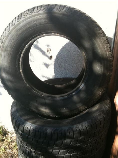 pickuptrucks.de - Verkaufe Winterreifen 255/70/R16 neuer Preis 160 ...