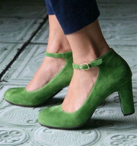 Pin by Лиза Власова on Обувь | Fashion shoes, Shoe boots, Green shoes